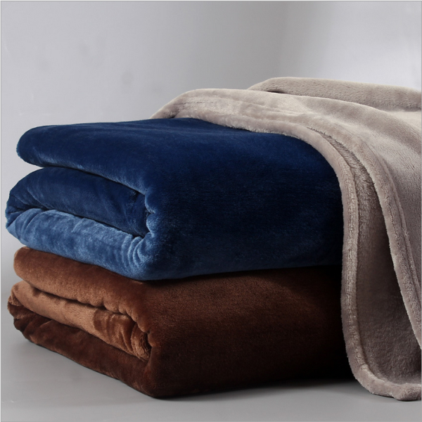 Polyester Blanket, Pattern : Plain, Size : 4x6feet, 7x6feet - Aloha ...