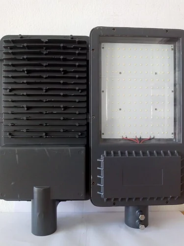Led Street Light Fitting, Certification : ISI at Rs 2,800 / Piece in ...