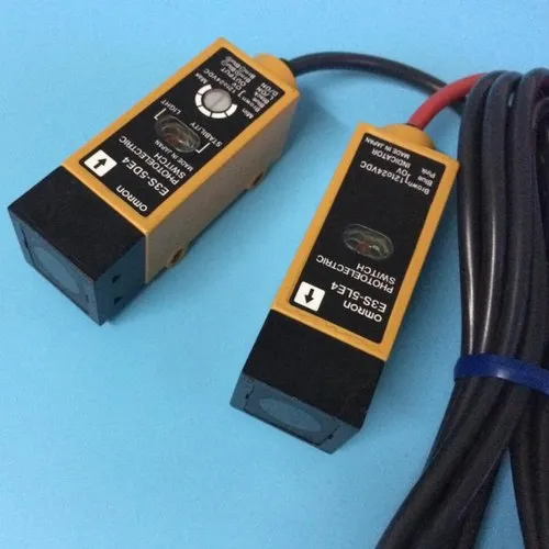 Omron Photoelectric Sensor at best price from VC Global | ID:6703215