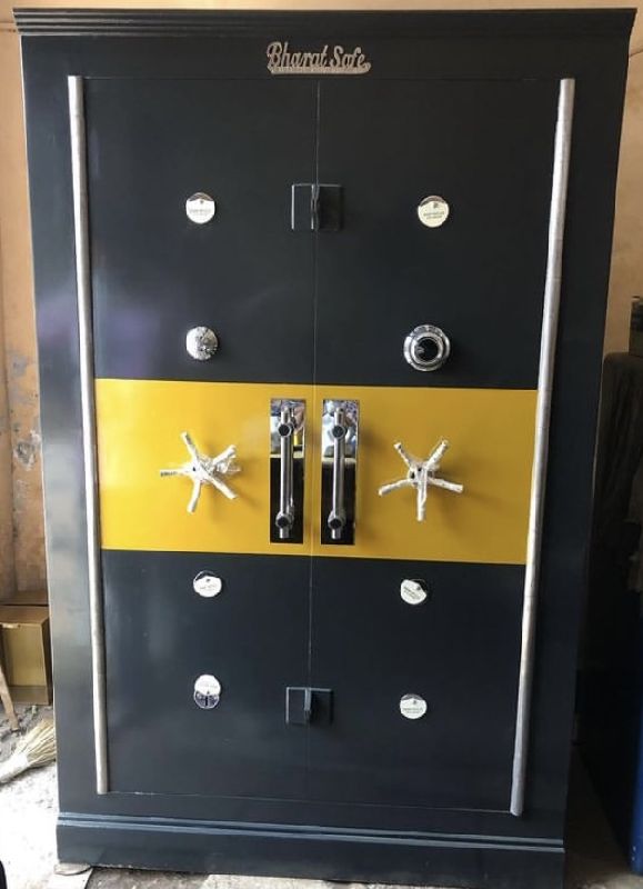 Polished Metal safety lockers, Size : 72x36x27cm, Feature : Durable ...