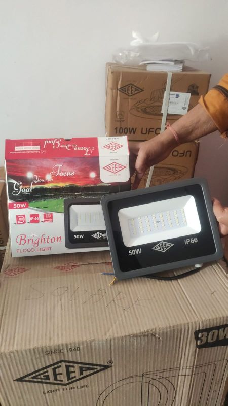 Rectangular Halogen Electric Street Lights at Best Price in Ghaziabad ...