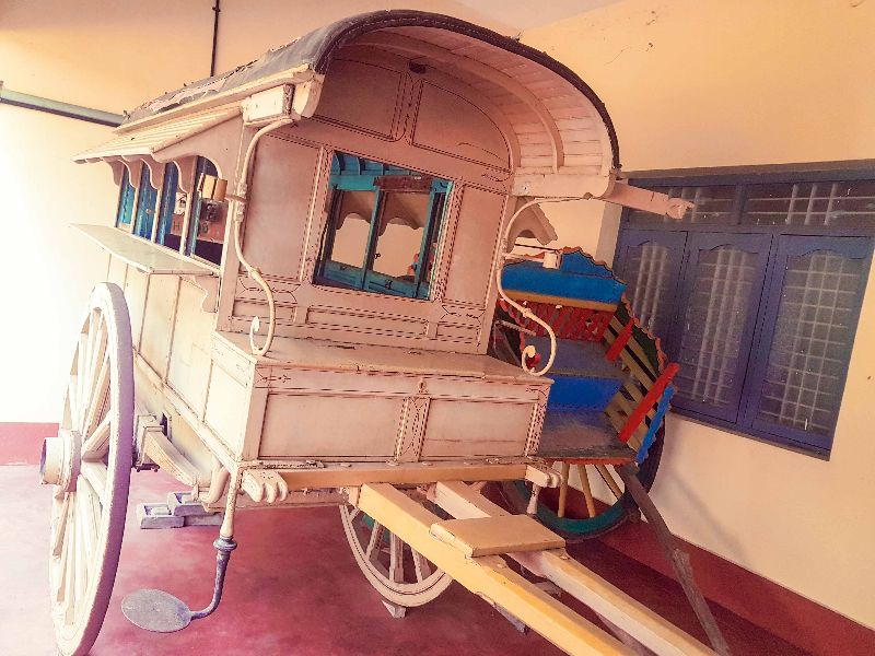 Polished wooden chariot, Style : Antique, Pattern : Printed at Best ...