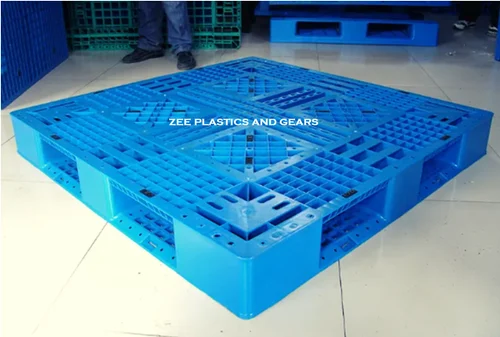 Customize Industrial Plastic Pallet - Zee Plastomatics And Gears Industries, Coimbatore, Tamil Nadu
