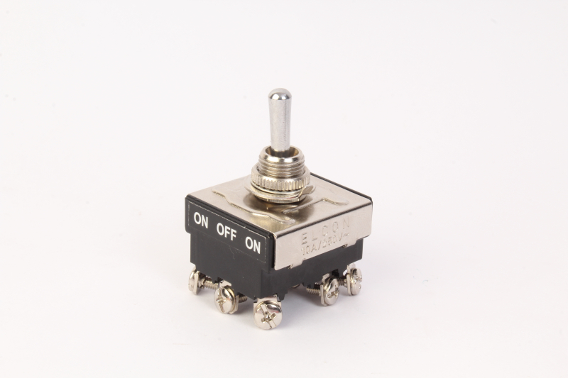 Elcon Nylon Glassfilled Three Pole Toggle Switch at Rs 70 / peice ...