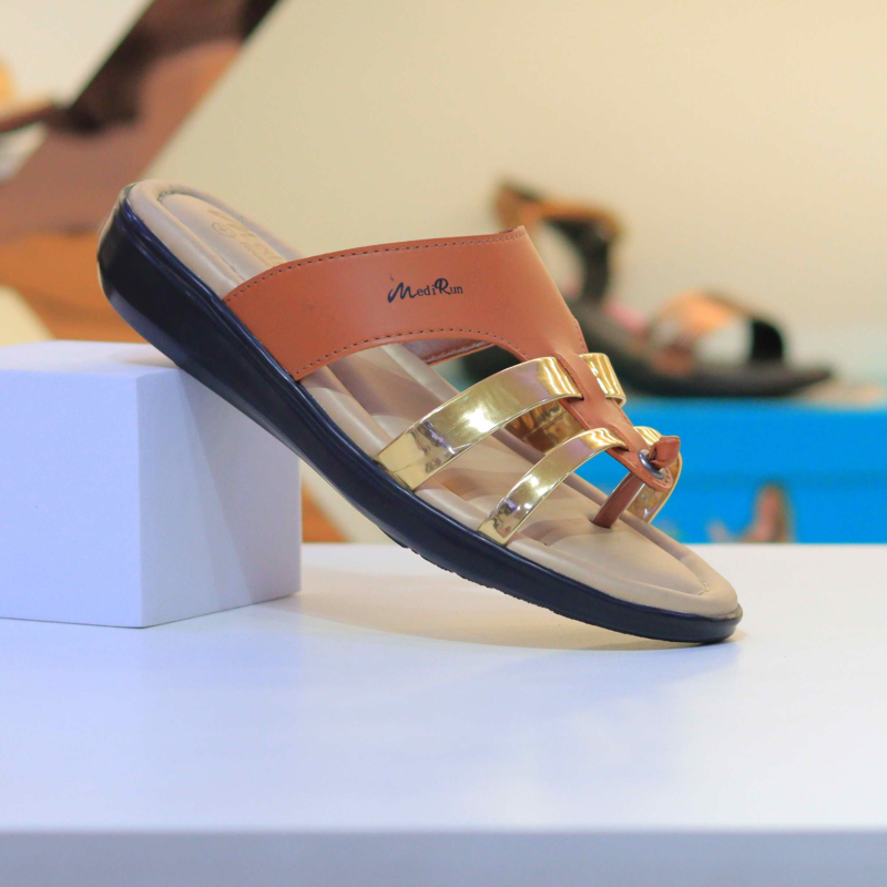 Airmix Synthetic Flat Slipper Shape, for Casual Wear, Pattern : Plain ...