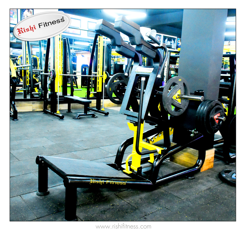 Black R-1 Series Super Squat Machine at Best Price in Jodhpur | Rishi ...