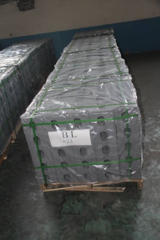 Grey Square Stainless Steel Container Corner Blocks, for Industrial ...