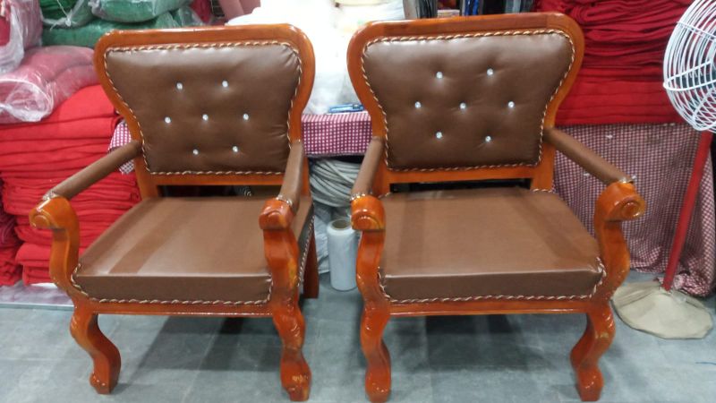 Brown Rectangular Polished Wooden Vip Chair, for Home, Hotel Office ...