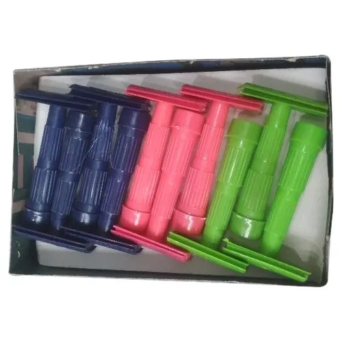 Plastic Razor, Packaging Type : Box at Rs 20 / Box in Delhi | Bhatia & Sons