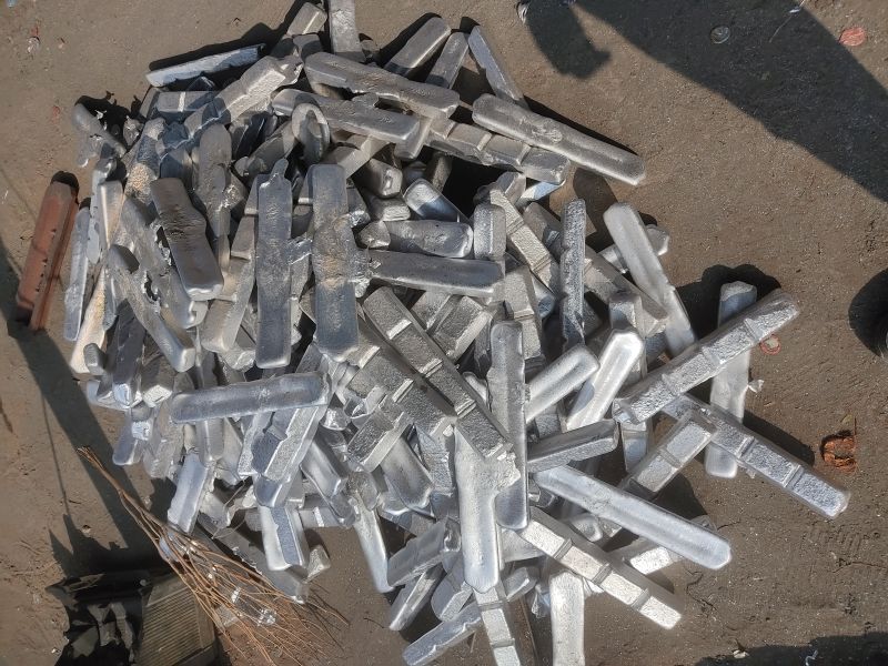 D R INDUSTRIES in Mahesana - Manufacturer of Pure Aluminum Notch Bar ...