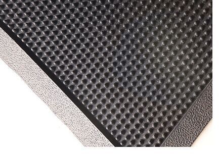 Rubber Pin Mats at Best Price in Kottayam - ID: 7696523 | RENO VENEERS