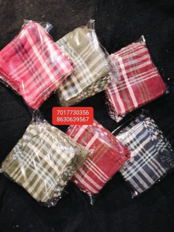 Global product hub in Meerut - Manufacturer of Check Duster & Kd 2pc Duster