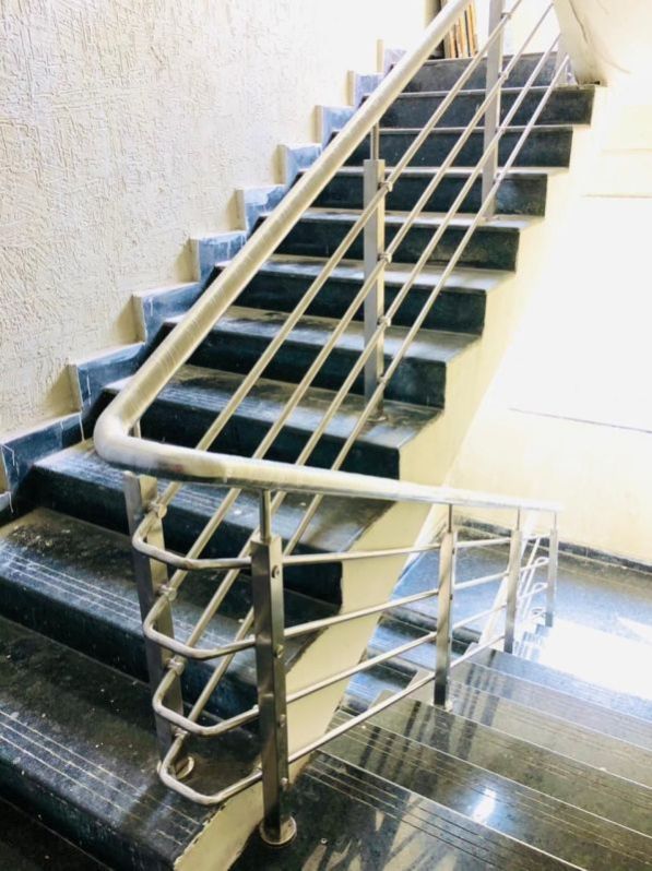 Polished Stainless Steel Railing for Staircase Use at Rs 399 / foot in ...