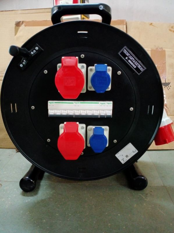 Single Phase Industrial Round Extension Board, Certification : Iec at ...