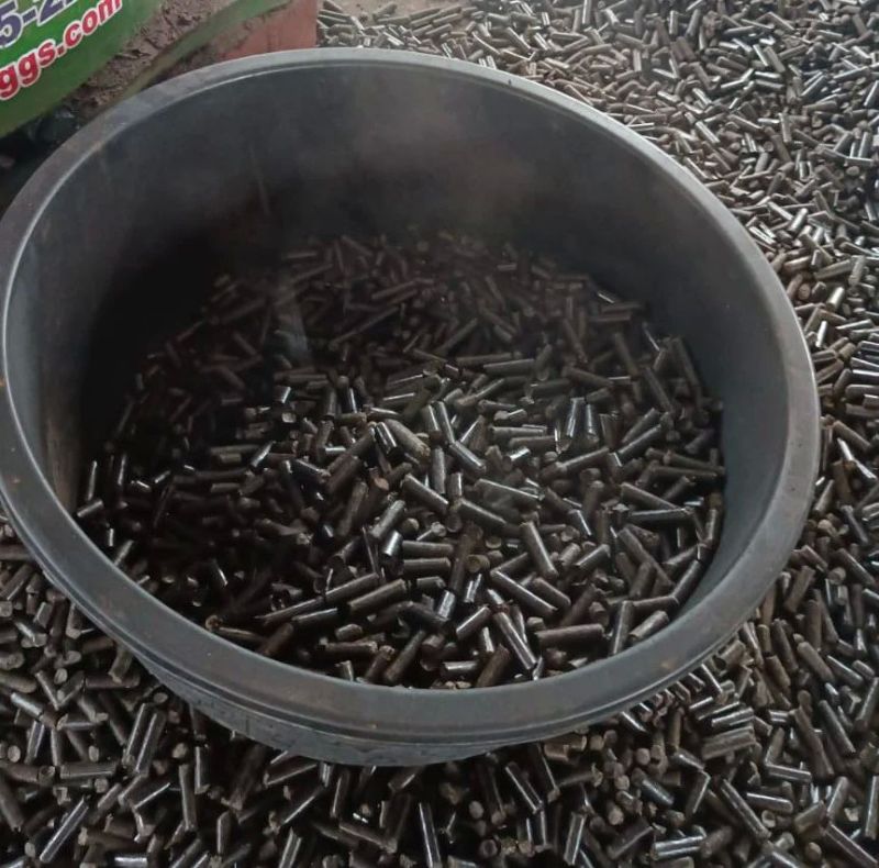 Wooden Non Torrefied Biomass Pellet, Shape : Cylindrical For Industrial ...