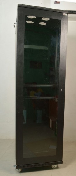 Metal 42U Computer Networking Racks by Rackzone Enterprise from ...