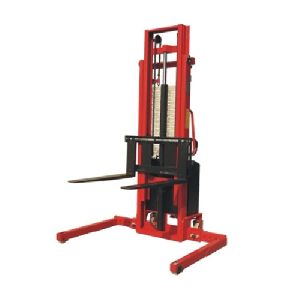 Straddle Stacker at Best Price in Mumbai | Jost's Engineering Company ...