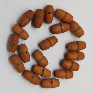 DESIGNER BOX in Mumbai - Trader of Toggle Button & Plain Cotton Fabrics