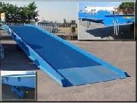 Loading Ramps at Best Price from Manufacturers, Suppliers & Traders
